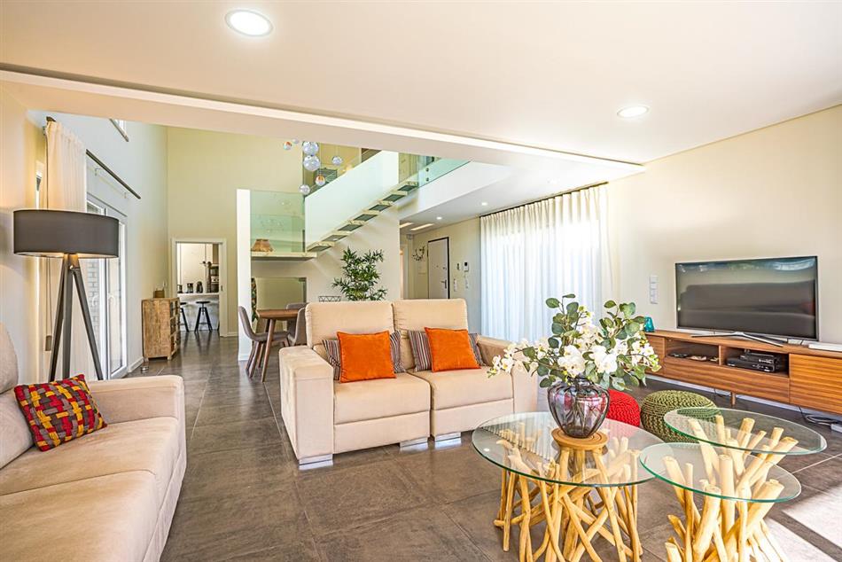 Casa Alves in Aroeira - villas in Portugal