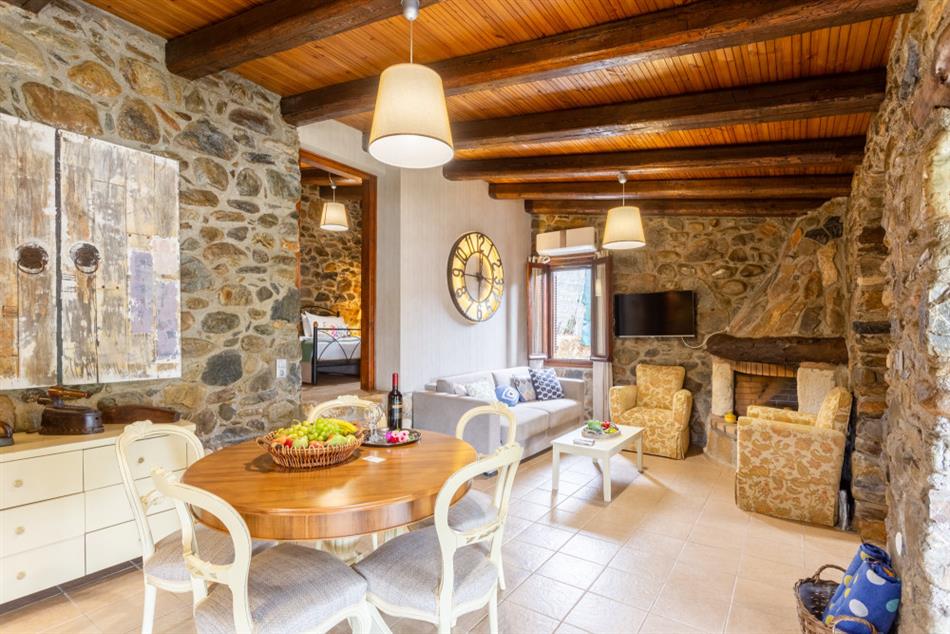 Casa Avocado in Crete with hot tub - villas in Greece