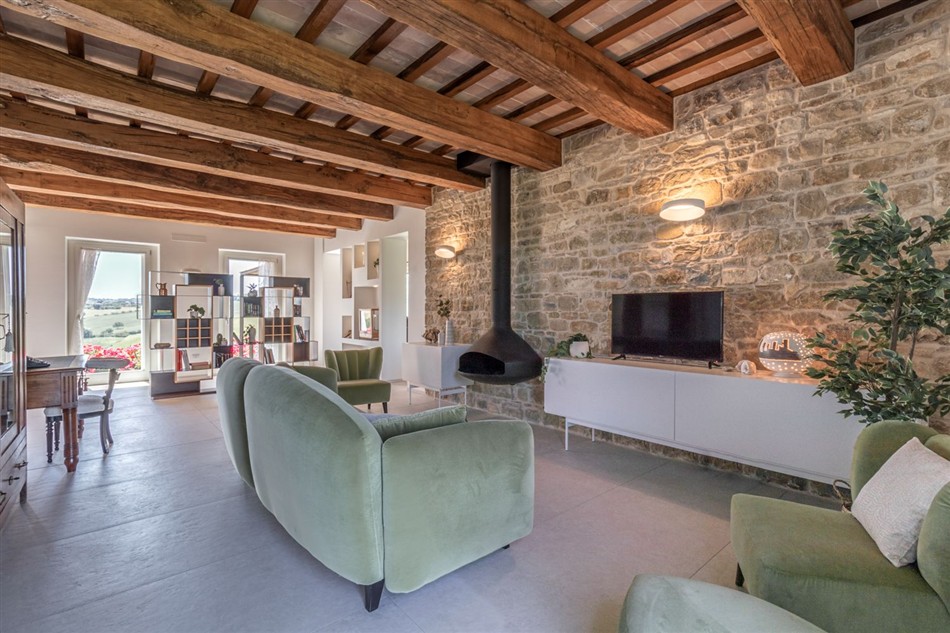 Casale Lipparelli in Macerata - villas in Italy