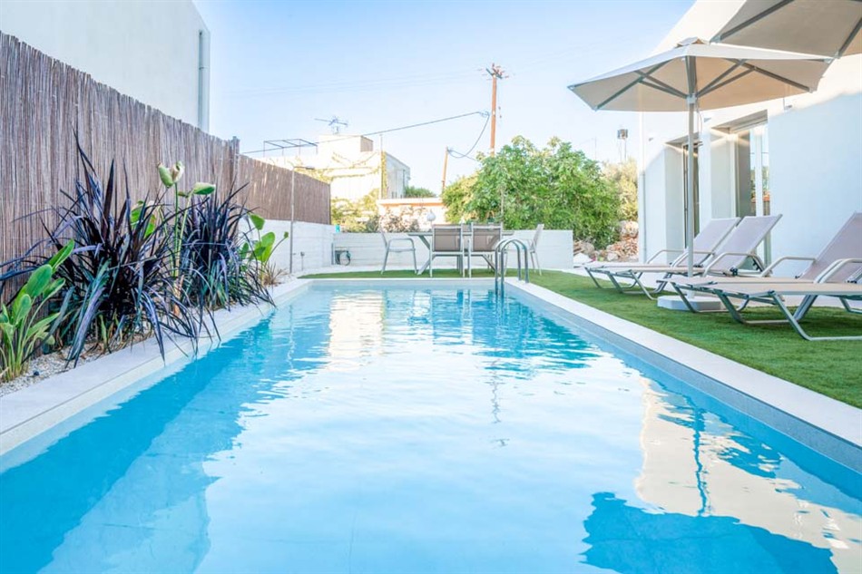 Charoupia Plaka in Chania - villas in Crete
