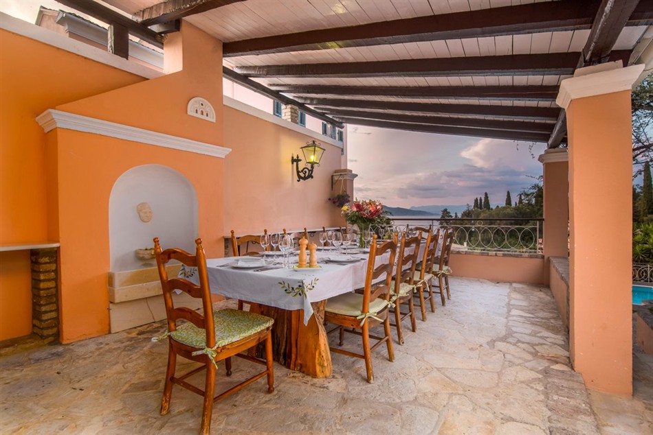 Duchess Alexandra Villa in Kerkira, Corfu - villas in Greece