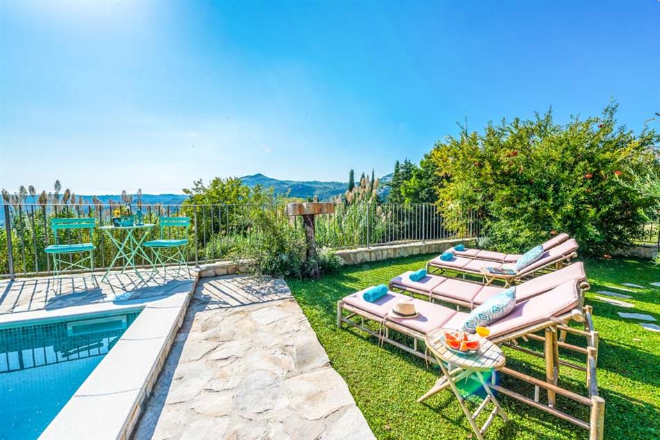 Hillside Hideaway in Dubrovnik - villas in Croatia