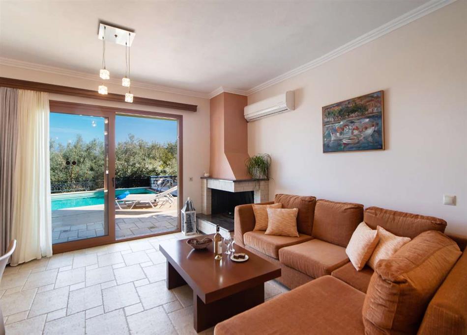 Kyknos in Spartohori, Meganisi - villas in Greece