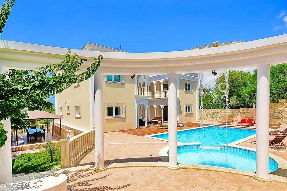 Mansion View in Coral Bay - villas in Paphos Region