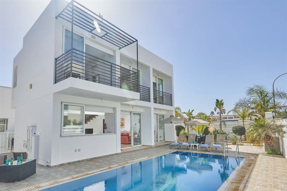 Protaras Pearl PE18 in Protaras - villas in Larnaca Region