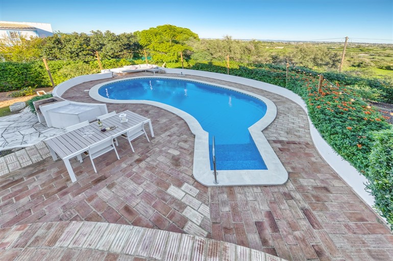 Casa das Bagas (Ref : Casa das Bagas) in Carvoeiro With Swimming Pool ...
