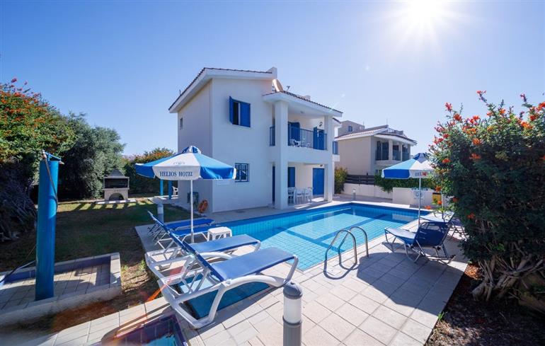 Villa Thalia (Ref : Villa Thalia) in Coral Bay With Swimming Pool - Villas in Paphos