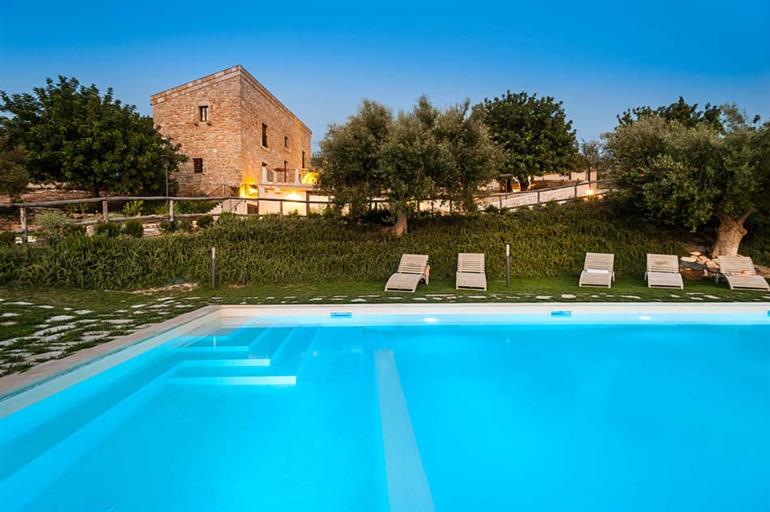 Villa Zeta (Ref : Villa Zeta) in Scicli With Swimming Pool - Villas in ...