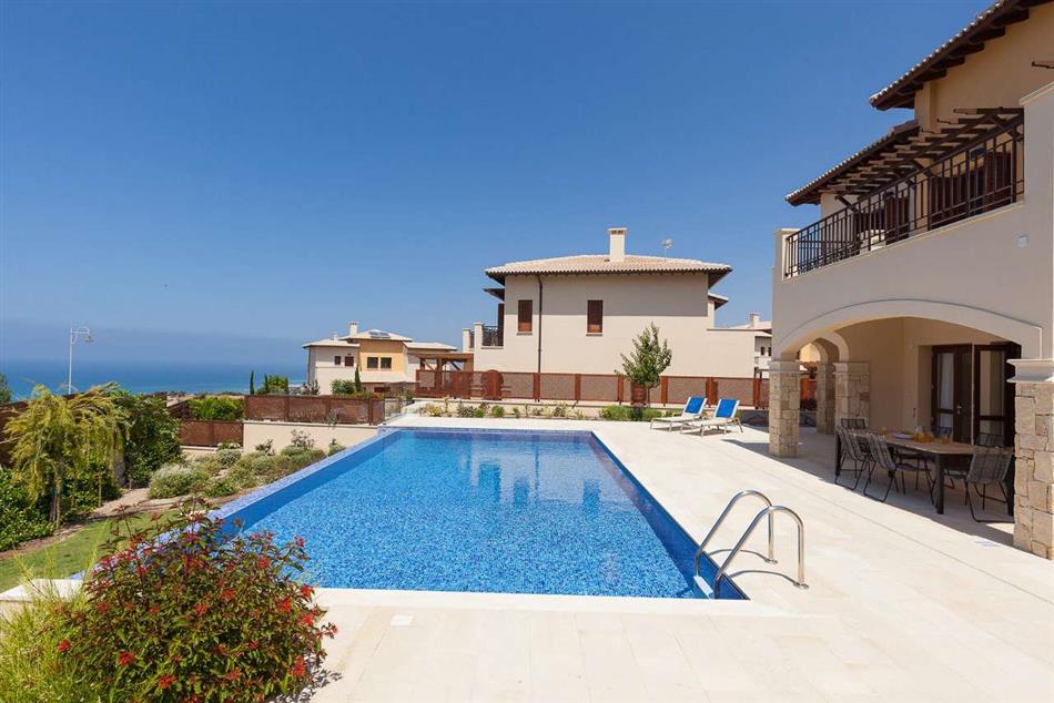 Pandora in Aeneas Grand, Aphrodite Hills, West Cyprus - villas in Cyprus