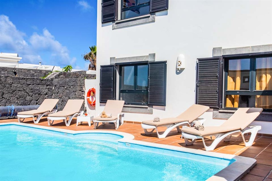 Villa Asara in Playa Blanca - villas in Lanzarote