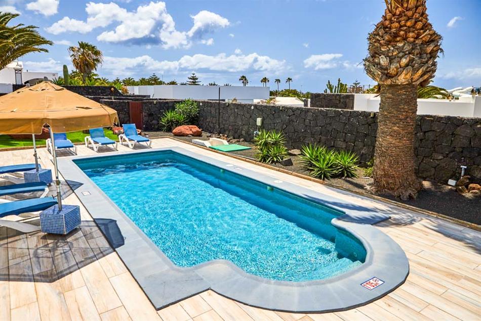 Villa Del Sol in Playa Blanca - villas in Lanzarote