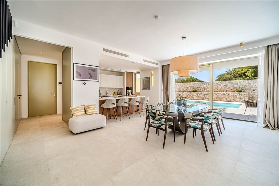 Villa Edonia in Sutivan - villas in Croatia