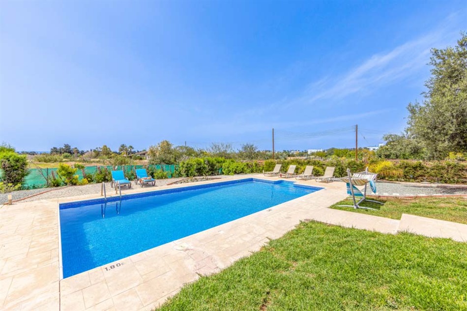 Villa Georgio in Coral Bay - villas in Paphos Region
