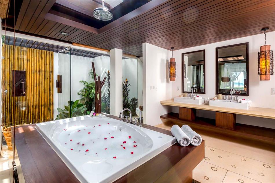 Villa Hanuman in Vijitt Resort with hot tub - villas in Thailand