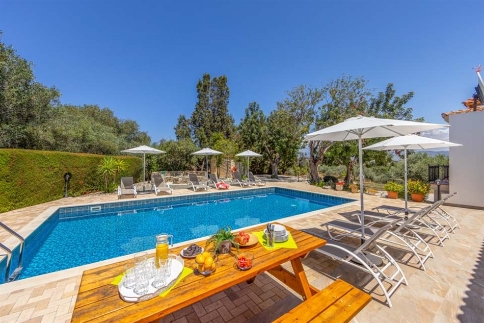 Villa Meadowlands in Latchi - villas in Paphos Region