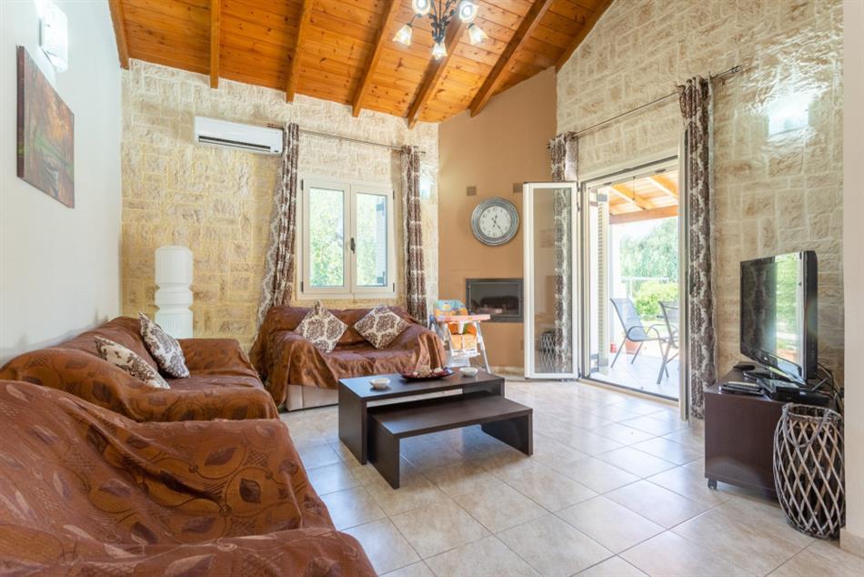 Villa Popi in Corfu - villas in Greece