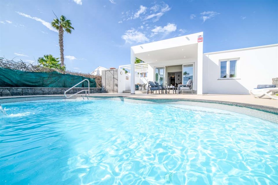 Villa Puerto del Sol in Playa Blanca - villas in Lanzarote
