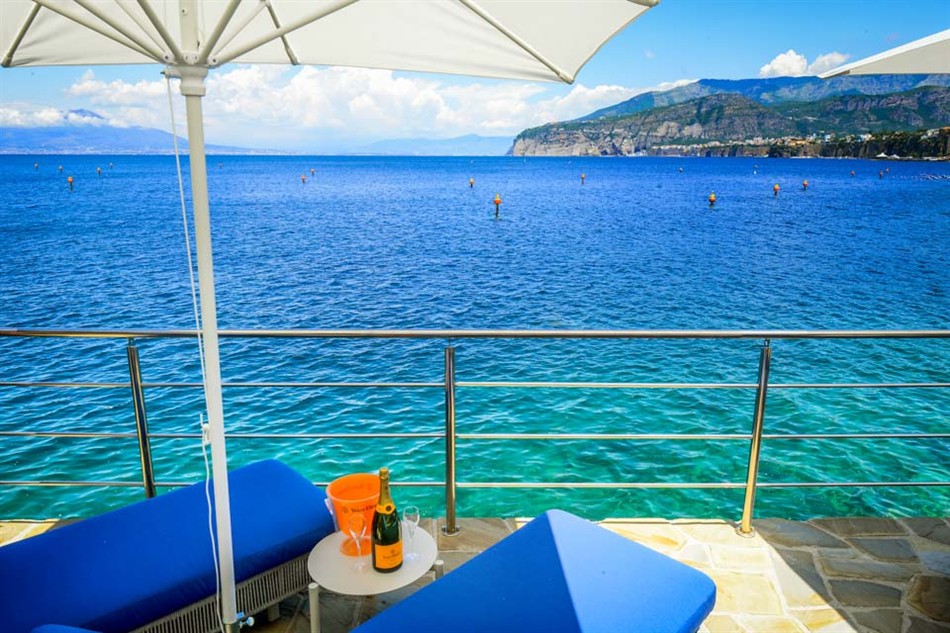Villa Rockpool in Sorrento with hot tub - villas in Amalfi Coast
