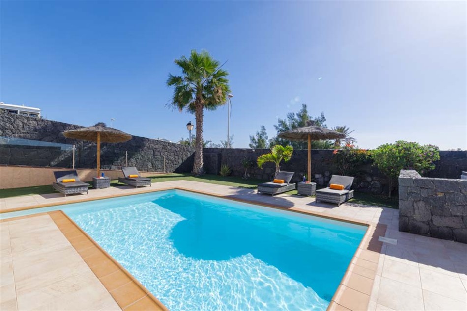 Villa Sueno de Mar in Playa Blanca - villas in Lanzarote