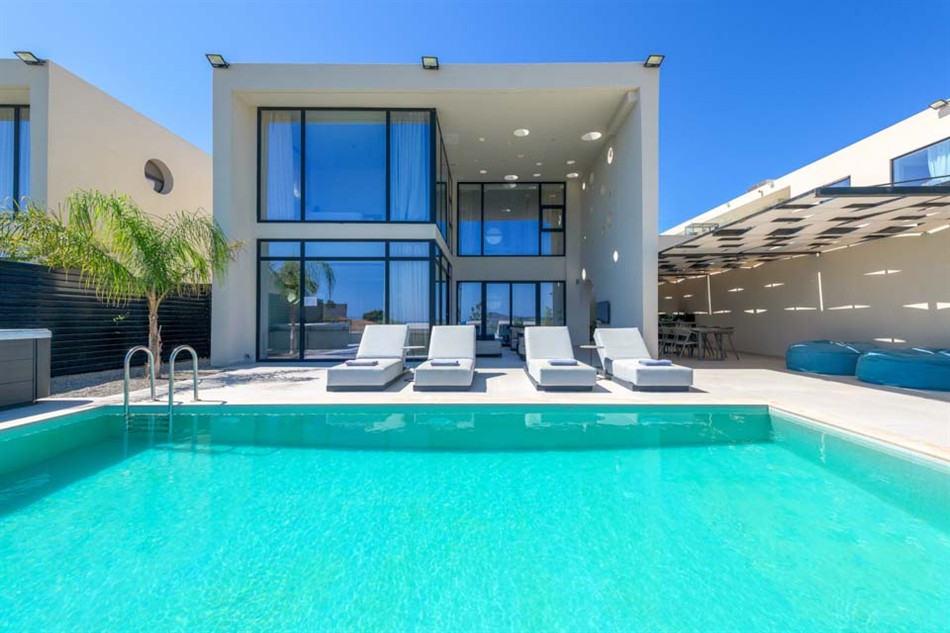 Villa Trapezia Diamond in Kolymbia with hot tub - villas in Rhodes